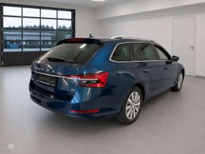 Blue Skoda SuperB 2021 in Vilnius, with an engine capacity of 1.40 L and mileage of 104 thousand km for 21700 €, photo 3 on AUTOMOTO.COM.LV