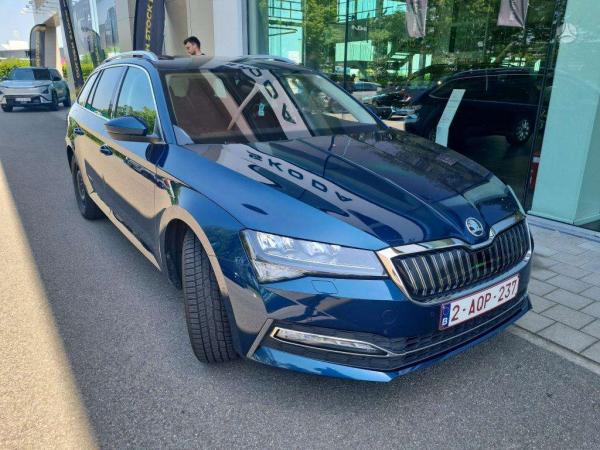 Zils Skoda SuperB 2021 Viļņa, ar dzinēja tilpumu 1.40 L un nobraukumu 140 tūkst. km par 16750 €, foto 2 vietnē AUTOMOTO.COM.LV