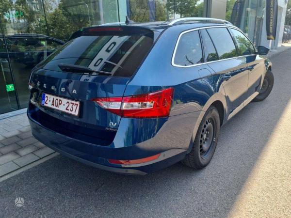 Zils Skoda SuperB 2021 Viļņa, ar dzinēja tilpumu 1.40 L un nobraukumu 140 tūkst. km par 16750 €, foto 5 vietnē AUTOMOTO.COM.LV