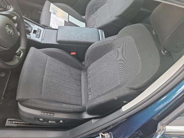 Zils Skoda SuperB 2021 Viļņa, ar dzinēja tilpumu 1.40 L un nobraukumu 140 tūkst. km par 16750 €, foto 8 vietnē AUTOMOTO.COM.LV
