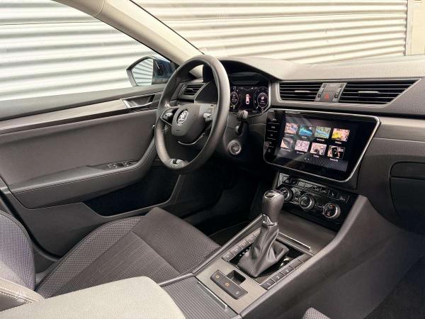 Blue Skoda SuperB 2021 in Vilnius, with an engine capacity of 1.40 L and mileage of 140 thousand km for 16750 €, photo 10 on AUTOMOTO.COM.LV