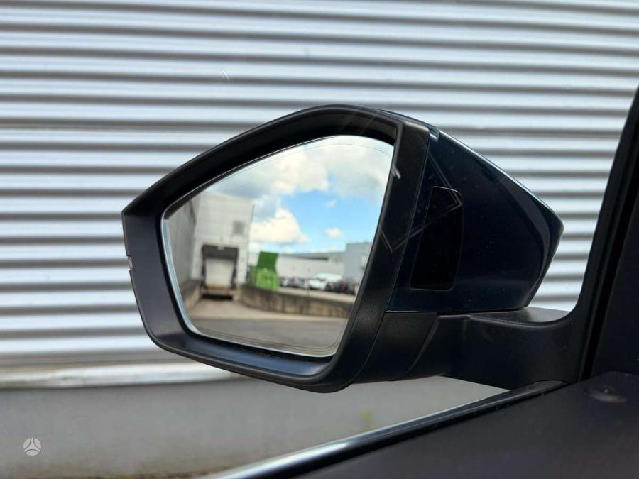 Zils Skoda SuperB 2021 Viļņa, ar dzinēja tilpumu 1.40 L un nobraukumu 140 tūkst. km par 16750 €, foto 26 vietnē AUTOMOTO.COM.LV