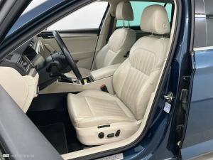 Blue Skoda SuperB 2021 in Riga, with an engine capacity of 2.00 L and mileage of 155 thousand km for 18750 €, photo 7 on AUTOMOTO.COM.LV