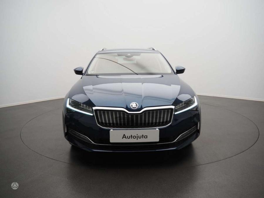 Blue Skoda SuperB 2021 in Vilnius, with an engine capacity of 1.40 L and mileage of 104 thousand km for 21700 €, photo 3 on AUTOMOTO.COM.LV