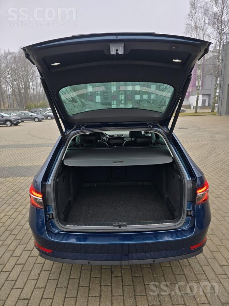 Blue Skoda SuperB 2022 in Riga, with an engine capacity of 1.50 L and mileage of 128 thousand km for 22000 €, photo 5 on AUTOMOTO.COM.LV