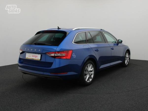 Blue Skoda SuperB 2022 in Vilnius, with an engine capacity of 2.00 L and mileage of 185 thousand km for 18599 €, photo 8 on AUTOMOTO.COM.LV