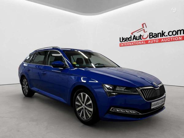 Blue Skoda SuperB 2022 in Vilnius, with an engine capacity of 1.97 L and mileage of 225 thousand km for 16456 €, photo 3 on AUTOMOTO.COM.LV