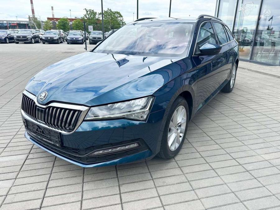Blue Skoda SuperB 2022 in Kaunas, with an engine capacity of 1.50 L and mileage of 214 thousand km for 15900 €, photo 1 on AUTOMOTO.COM.LV