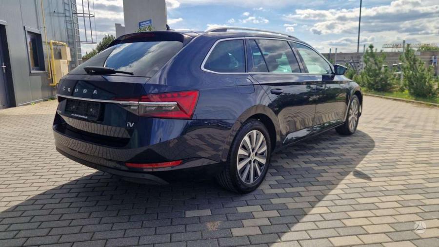 Blue Skoda SuperB 2022 in Siauliai, with an engine capacity of 1.40 L and mileage of 200 thousand km for 17400 €, photo 6 on AUTOMOTO.COM.LV