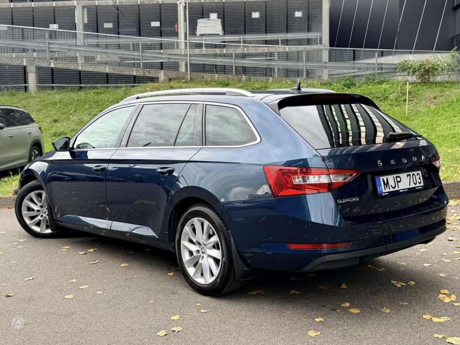 Zils Skoda SuperB 2022 Viļņa, ar dzinēja tilpumu 1.97 L un nobraukumu 199 tūkst. km par 16200 €, foto 4 vietnē AUTOMOTO.COM.LV