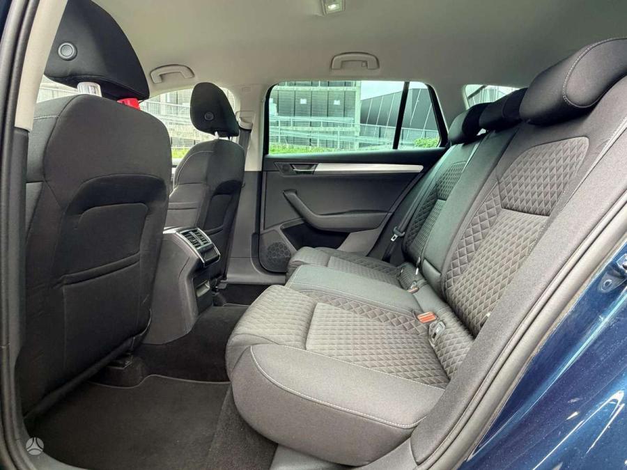 Zils Skoda SuperB 2022 Viļņa, ar dzinēja tilpumu 1.97 L un nobraukumu 199 tūkst. km par 16200 €, foto 13 vietnē AUTOMOTO.COM.LV