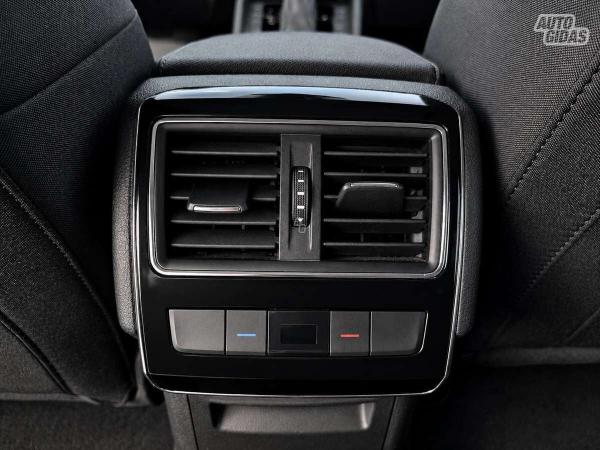 Blue Skoda SuperB 2022 in Pakruojis, with an engine capacity of 2.00 L and mileage of 242 thousand km for 13900 €, photo 10 on AUTOMOTO.COM.LV