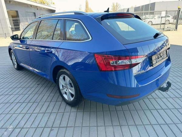 Blue Skoda SuperB 2022 in Kaunas, with an engine capacity of 1.50 L and mileage of 213 thousand km for 14500 €, photo 5 on AUTOMOTO.COM.LV