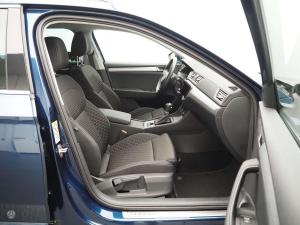 Blue Skoda SuperB 2023 in Vilnius, with an engine capacity of 1.97 L and mileage of 89 thousand km for 21600 €, photo 9 on AUTOMOTO.COM.LV