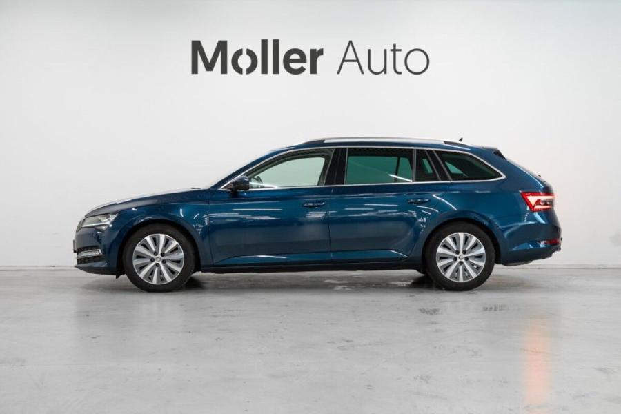 Blue Skoda SuperB 2023 in Vilnius, with an engine capacity of 2.00 L and mileage of 111 thousand km for 24900 €, photo 7 on AUTOMOTO.COM.LV