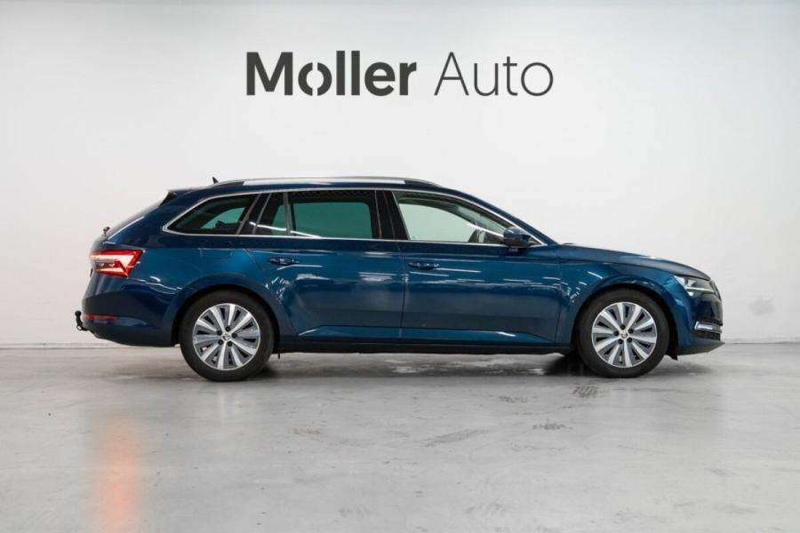 Blue Skoda SuperB 2023 in Vilnius, with an engine capacity of 2.00 L and mileage of 111 thousand km for 24900 €, photo 9 on AUTOMOTO.COM.LV
