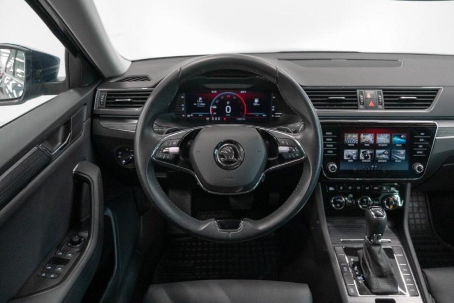 Blue Skoda SuperB 2023 in Vilnius, with an engine capacity of 2.00 L and mileage of 111 thousand km for 24900 €, photo 14 on AUTOMOTO.COM.LV