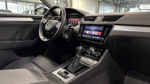Zils Skoda SuperB 2023 Rīga, ar dzinēja tilpumu 1.50 L un nobraukumu 49 tūkst. km par 2540000 €, foto 17 vietnē AUTOMOTO.COM.LV