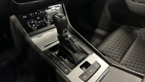 Zils Skoda SuperB 2023 Rīga, ar dzinēja tilpumu 1.50 L un nobraukumu 49 tūkst. km par 2540000 €, foto 24 vietnē AUTOMOTO.COM.LV