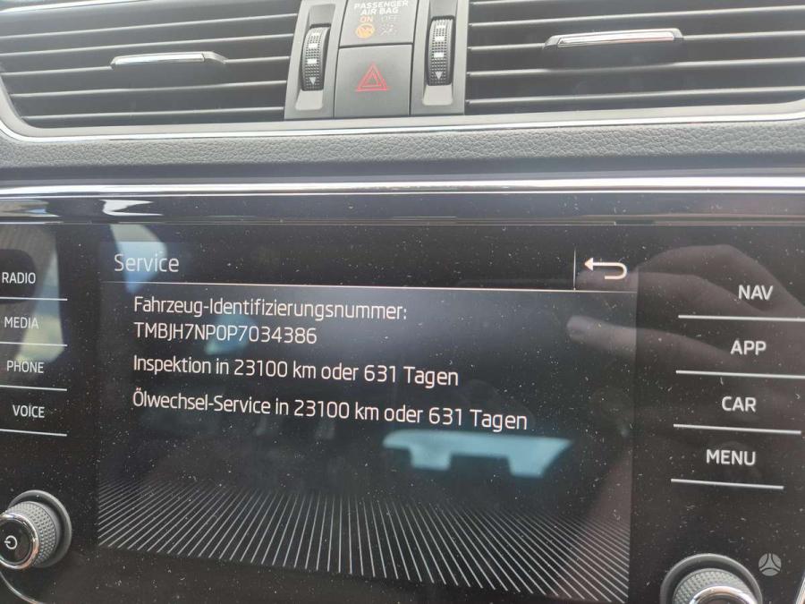 Zils Skoda SuperB 2023 Viļņa, ar dzinēja tilpumu 1.97 L un nobraukumu 209 tūkst. km par 18800 €, foto 9 vietnē AUTOMOTO.COM.LV
