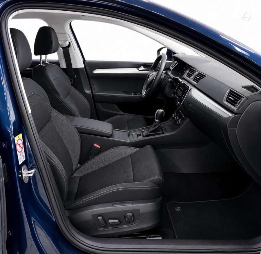 Blue Skoda SuperB 2023 in Kaunas, with an engine capacity of 1.97 L and mileage of 162 thousand km for 19900 €, photo 10 on AUTOMOTO.COM.LV