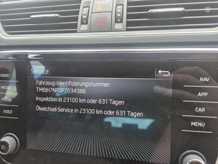 Zils Skoda SuperB 2023 Viļņa, ar dzinēja tilpumu 1.97 L un nobraukumu 209 tūkst. km par 18500 €, foto 13 vietnē AUTOMOTO.COM.LV