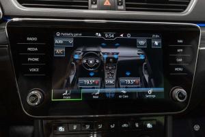 Zils Skoda SuperB 2023 Viļņa, ar dzinēja tilpumu 2.00 L un nobraukumu 124 tūkst. km par 22250 €, foto 18 vietnē AUTOMOTO.COM.LV
