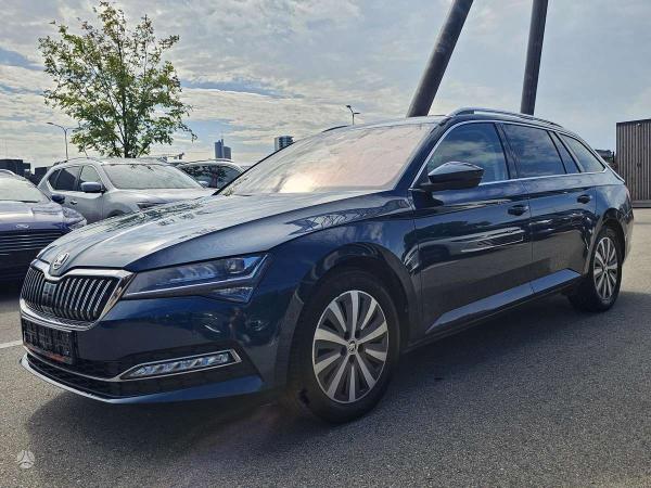 Zils Skoda SuperB 2023 Viļņa, ar dzinēja tilpumu 1.97 L un nobraukumu 125 tūkst. km par 22900 €, foto 2 vietnē AUTOMOTO.COM.LV