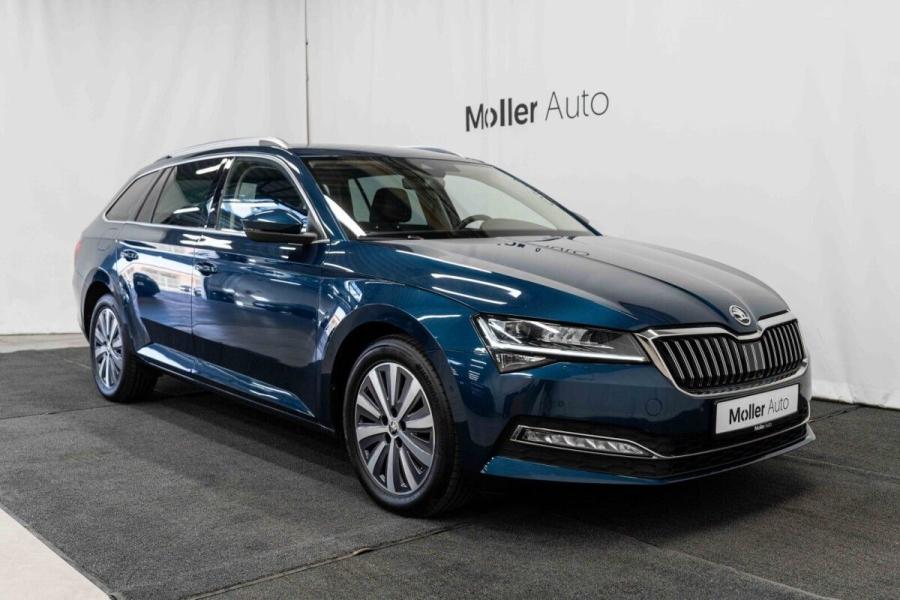 Blue Skoda SuperB 2023 in Tallinn, with an engine capacity of 2.00 L and mileage of 129 thousand km for 24900 €, photo 5 on AUTOMOTO.COM.LV