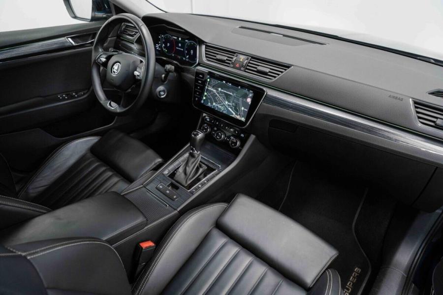 Blue Skoda SuperB 2023 in Tallinn, with an engine capacity of 2.00 L and mileage of 129 thousand km for 24900 €, photo 8 on AUTOMOTO.COM.LV