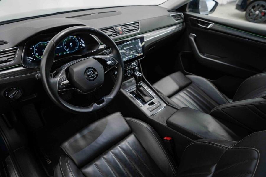 Blue Skoda SuperB 2023 in Tallinn, with an engine capacity of 2.00 L and mileage of 129 thousand km for 24900 €, photo 9 on AUTOMOTO.COM.LV