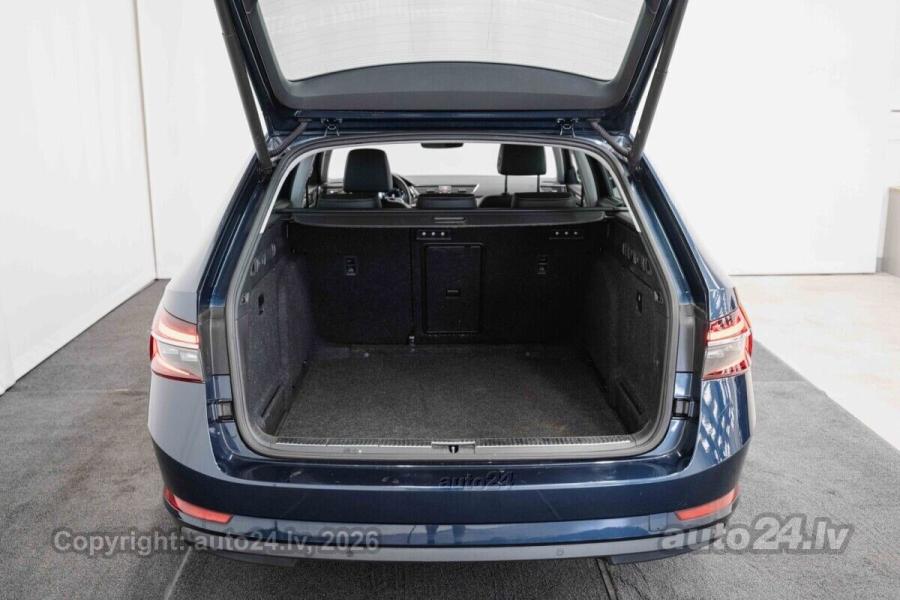 Zils Skoda SuperB 2023 Tallina, ar dzinēja tilpumu 2.00 L un nobraukumu 129 tūkst. km par 24900 €, foto 16 vietnē AUTOMOTO.COM.LV