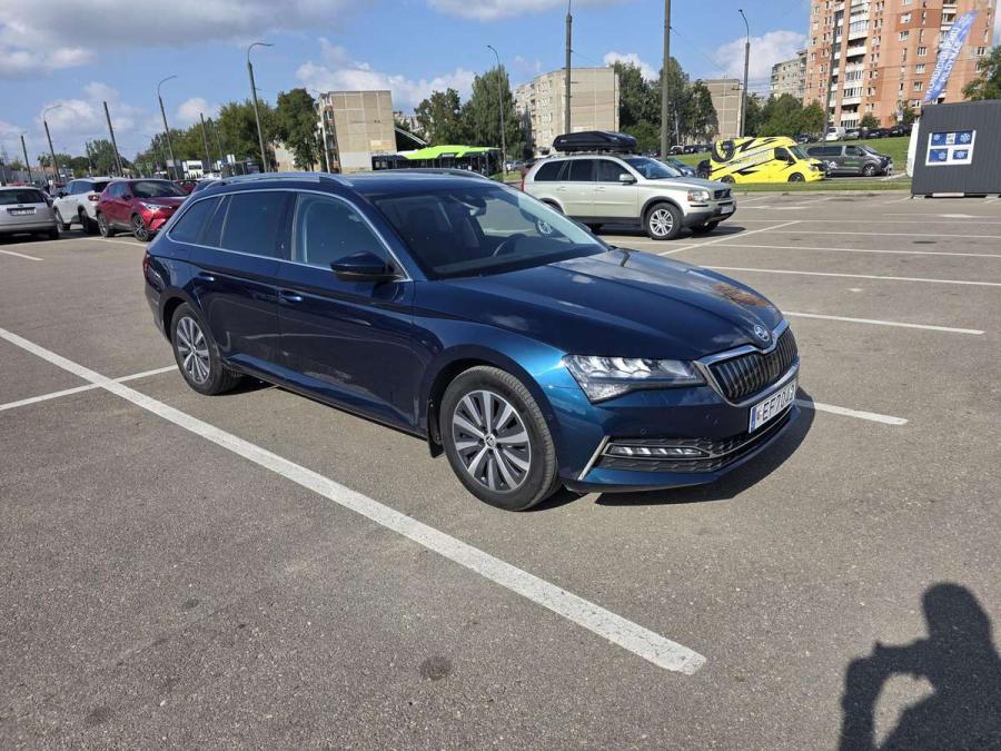 Blue Skoda SuperB 2023 in Kaunas, with an engine capacity of 1.40 L and mileage of 69 thousand km for 23000 €, photo 3 on AUTOMOTO.COM.LV
