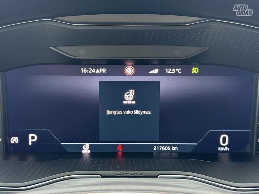 Zils Skoda SuperB 2023 Viļņa, ar dzinēja tilpumu 2.00 L un nobraukumu 218 tūkst. km par 16999 €, foto 37 vietnē AUTOMOTO.COM.LV