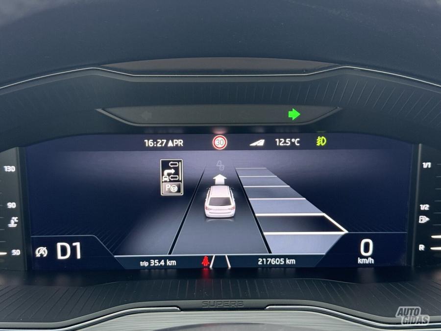 Zils Skoda SuperB 2023 Viļņa, ar dzinēja tilpumu 2.00 L un nobraukumu 218 tūkst. km par 16999 €, foto 46 vietnē AUTOMOTO.COM.LV