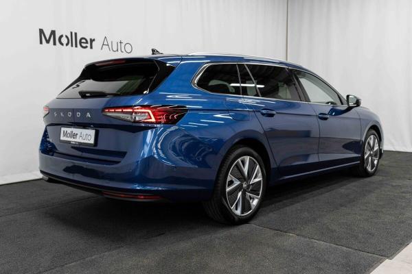 Zils Skoda SuperB 2024 Tallina, ar dzinēja tilpumu 2.00 L un nobraukumu 53 tūkst. km par 35900 €, foto 5 vietnē AUTOMOTO.COM.LV
