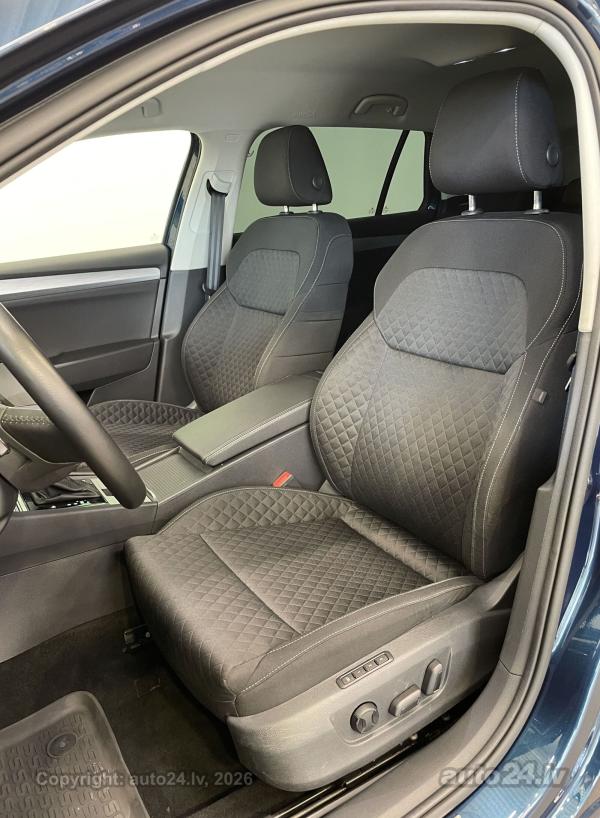 Zils Skoda SuperB 2024 Tallina, ar dzinēja tilpumu 1.50 L un nobraukumu 56 tūkst. km par 24990 €, foto 7 vietnē AUTOMOTO.COM.LV