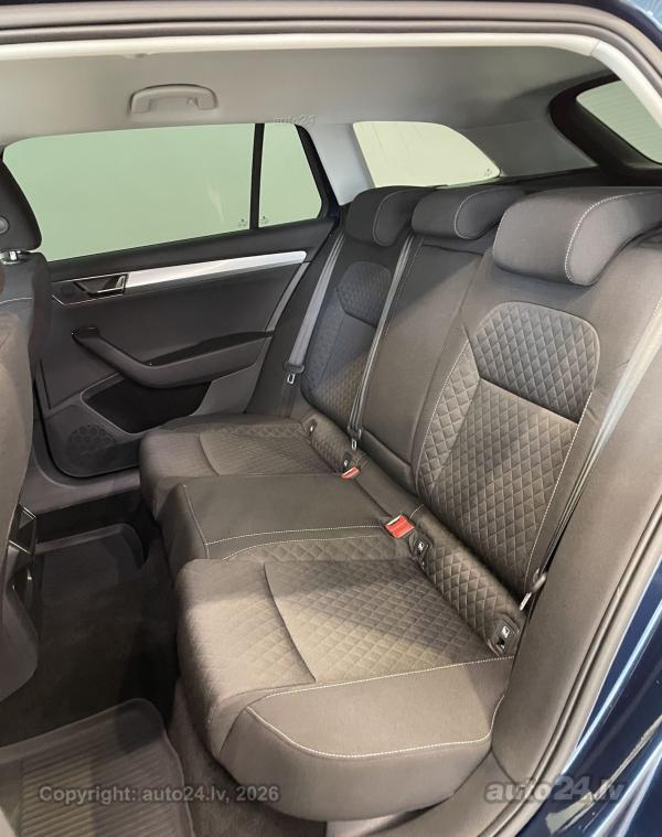 Zils Skoda SuperB 2024 Tallina, ar dzinēja tilpumu 1.50 L un nobraukumu 56 tūkst. km par 24990 €, foto 9 vietnē AUTOMOTO.COM.LV