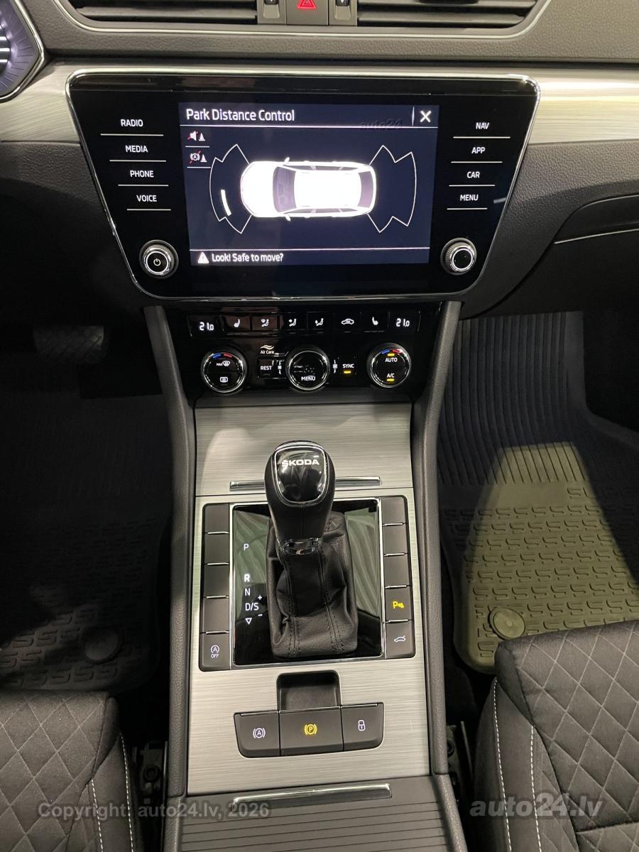 Zils Skoda SuperB 2024 Tallina, ar dzinēja tilpumu 1.50 L un nobraukumu 56 tūkst. km par 24990 €, foto 18 vietnē AUTOMOTO.COM.LV