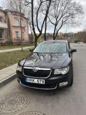 Brown Skoda SuperB 2008 in Vilnius, with an engine capacity of 2.00 L and mileage of 344 thousand km for 4200 €, photo 3 on AUTOMOTO.COM.LV