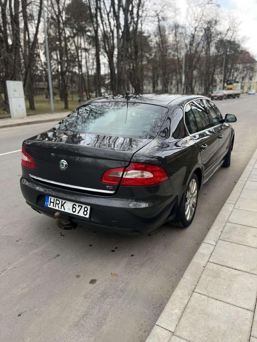 Brown Skoda SuperB 2008 in Vilnius, with an engine capacity of 2.00 L and mileage of 344 thousand km for 4200 €, photo 6 on AUTOMOTO.COM.LV
