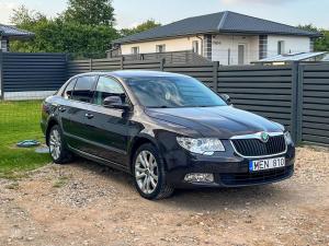 Brūns Skoda SuperB 2011 Viļņa, ar dzinēja tilpumu 1.80 L un nobraukumu 225 tūkst. km par 4199 €, foto  vietnē AUTOMOTO.COM.LV