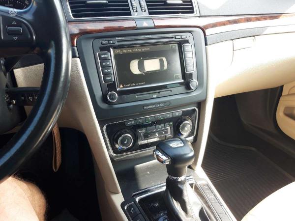 Brown Skoda SuperB 2012 in Panevezys, with an engine capacity of 1.97 L and mileage of 375 thousand km for 3990 €, photo 3 on AUTOMOTO.COM.LV