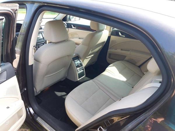 Brown Skoda SuperB 2012 in Panevezys, with an engine capacity of 1.97 L and mileage of 375 thousand km for 3990 €, photo 5 on AUTOMOTO.COM.LV