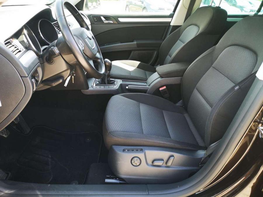 Brown Skoda SuperB 2013 in Radviliskis, with an engine capacity of 1.97 L and mileage of 254 thousand km for 6750 €, photo 8 on AUTOMOTO.COM.LV