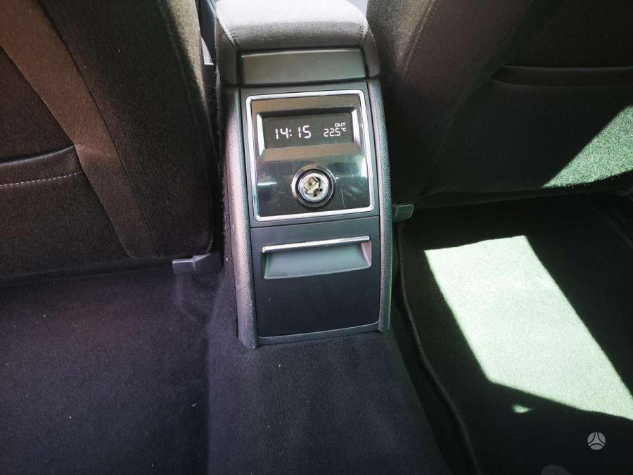 Brown Skoda SuperB 2013 in Radviliskis, with an engine capacity of 1.97 L and mileage of 254 thousand km for 6750 €, photo 15 on AUTOMOTO.COM.LV