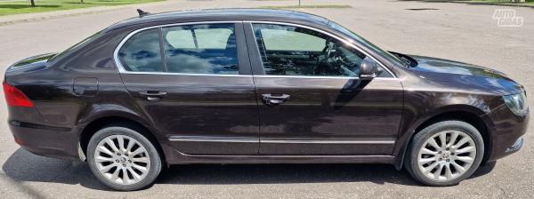 Brown Skoda SuperB 2013 in Utena, with an engine capacity of 2.00 L and mileage of 158 thousand km for 7999 €, photo 5 on AUTOMOTO.COM.LV