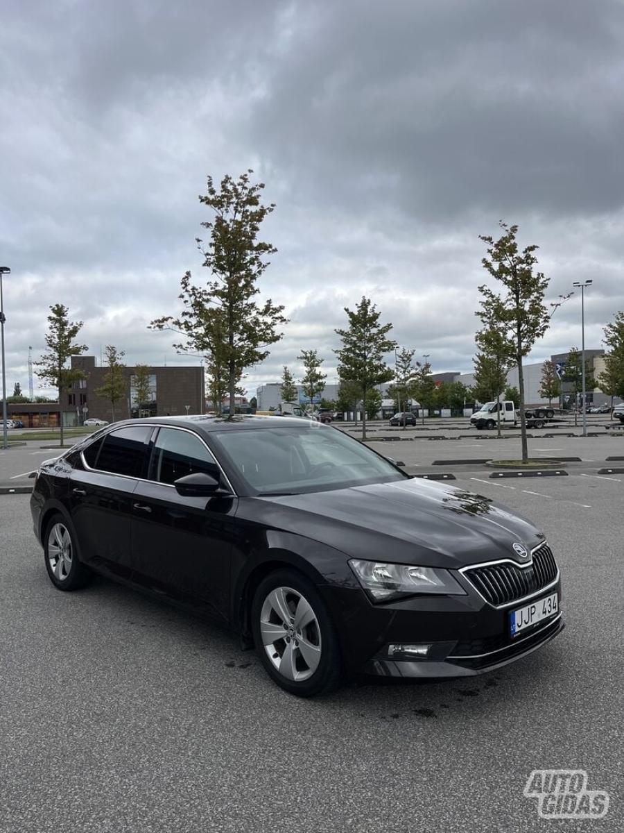 Brown Skoda SuperB 2016 in Klaipeda, with an engine capacity of 1.80 L and mileage of 200 thousand km for 12500 €, photo 3 on AUTOMOTO.COM.LV