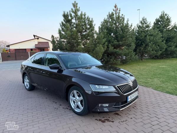 Brūns Skoda SuperB 2016 Panevēža, ar dzinēja tilpumu 2.00 L un nobraukumu 189 tūkst. km par 10900 €, foto 2 vietnē AUTOMOTO.COM.LV