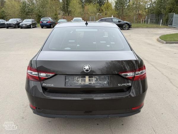 Brūns Skoda SuperB 2016 Panevēža, ar dzinēja tilpumu 2.00 L un nobraukumu 346 tūkst. km par 6200 €, foto 6 vietnē AUTOMOTO.COM.LV